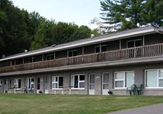 Pinewood Lodge & Condominiums • Up North Action